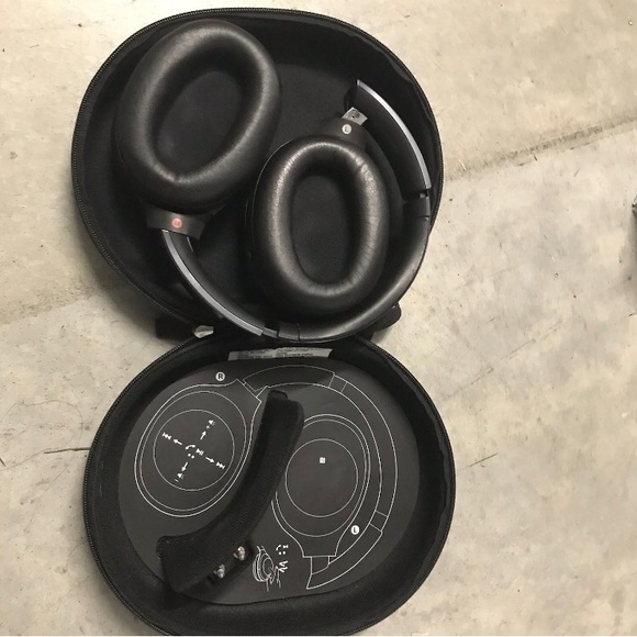 Sony | Headphones | Sony Wh00x Over The Ear Wireless Headset Black ...